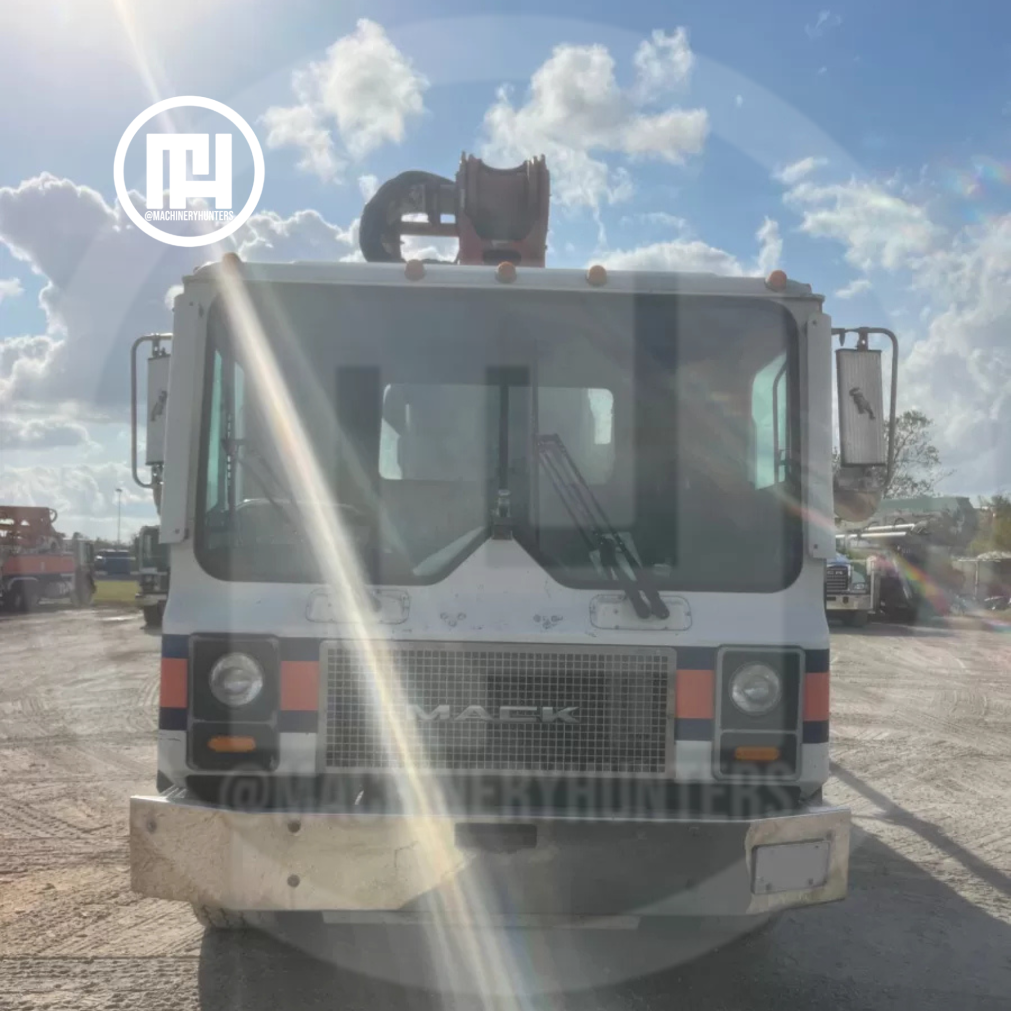 Bomba de Concreto 2007 Schwing 32 metros - Machinery Hunters